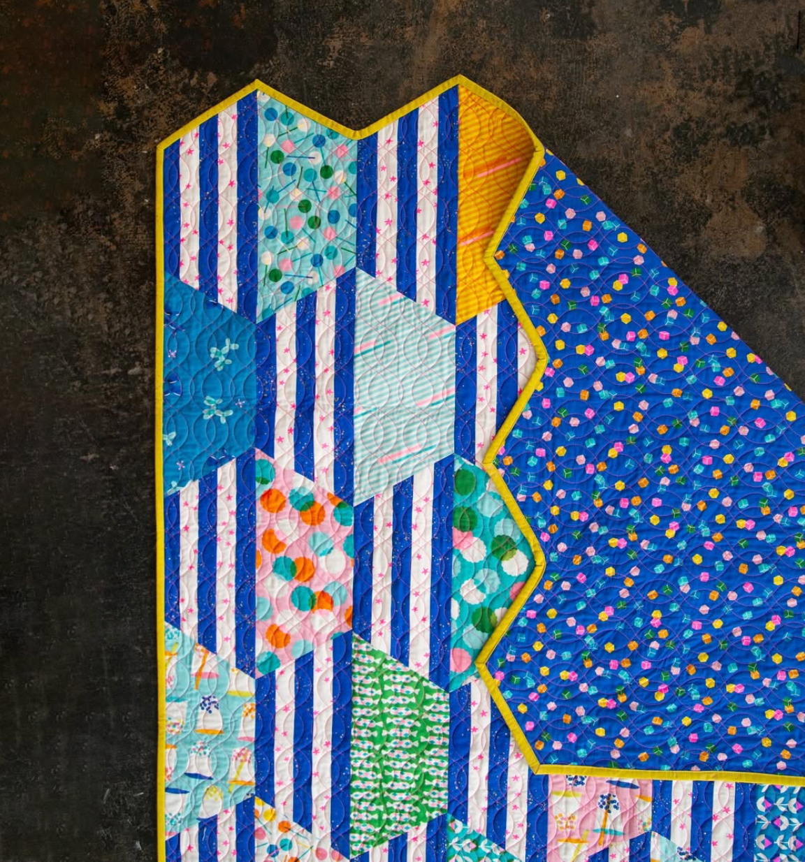 Modern Half Hexi Quilt Pattern – The Uncommon Thread